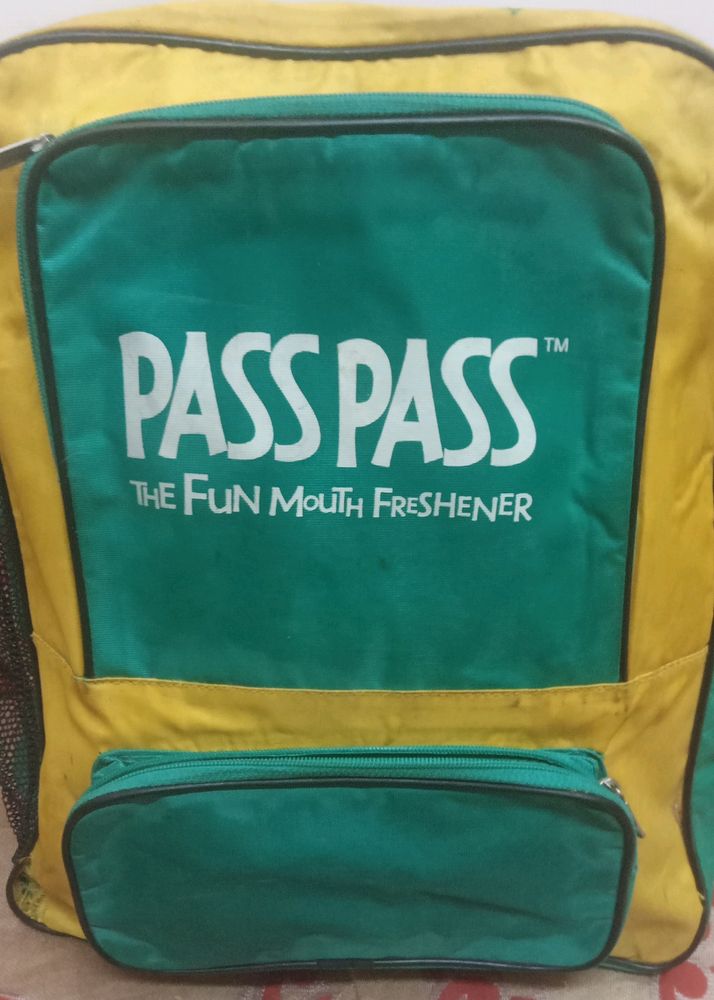 Bags > Backpacks | Green And Yellow Colour Combination School Bag. | Freeup