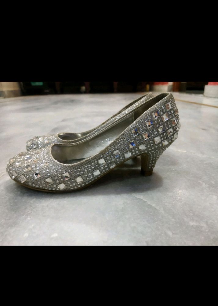 Women > Heels & Wedges | Diamond Heels | Freeup