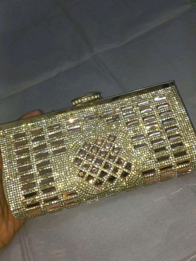 Bags > Clutches | CRYSTALS STUDED HAND CLUTCH | Freeup
