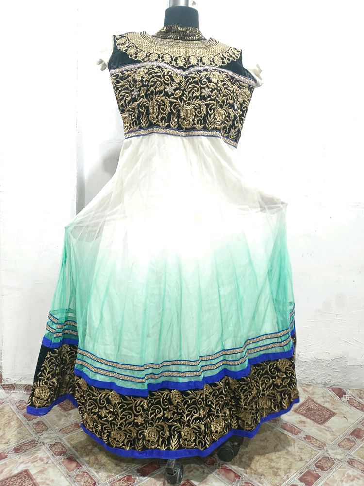 Women > Ethnic Gowns | Heavy Gown | Freeup