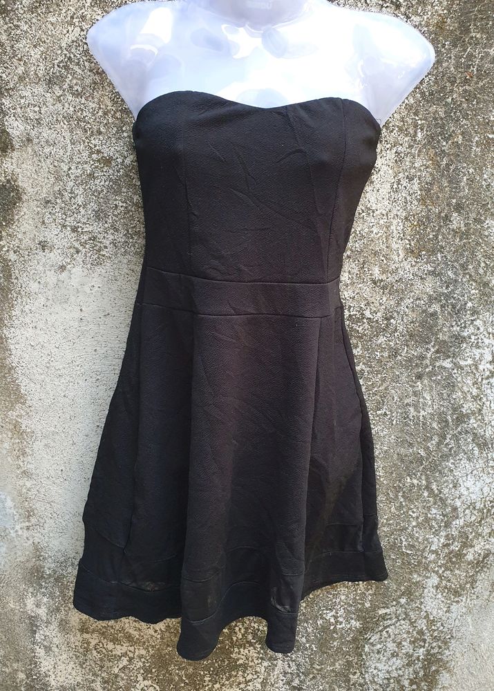 Women > Dresses | 16. BLACK CUTE FROCK | Freeup