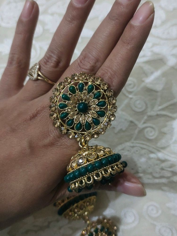 Women > Earrings & Studs | Beautiful Emerald Green Colour Earrings | Freeup