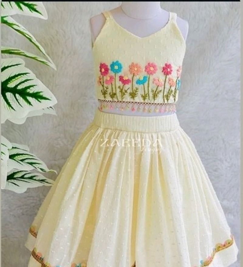 Baby & Kids > Girls Clothing | Hand Embroidered Baby Outfit | Freeup