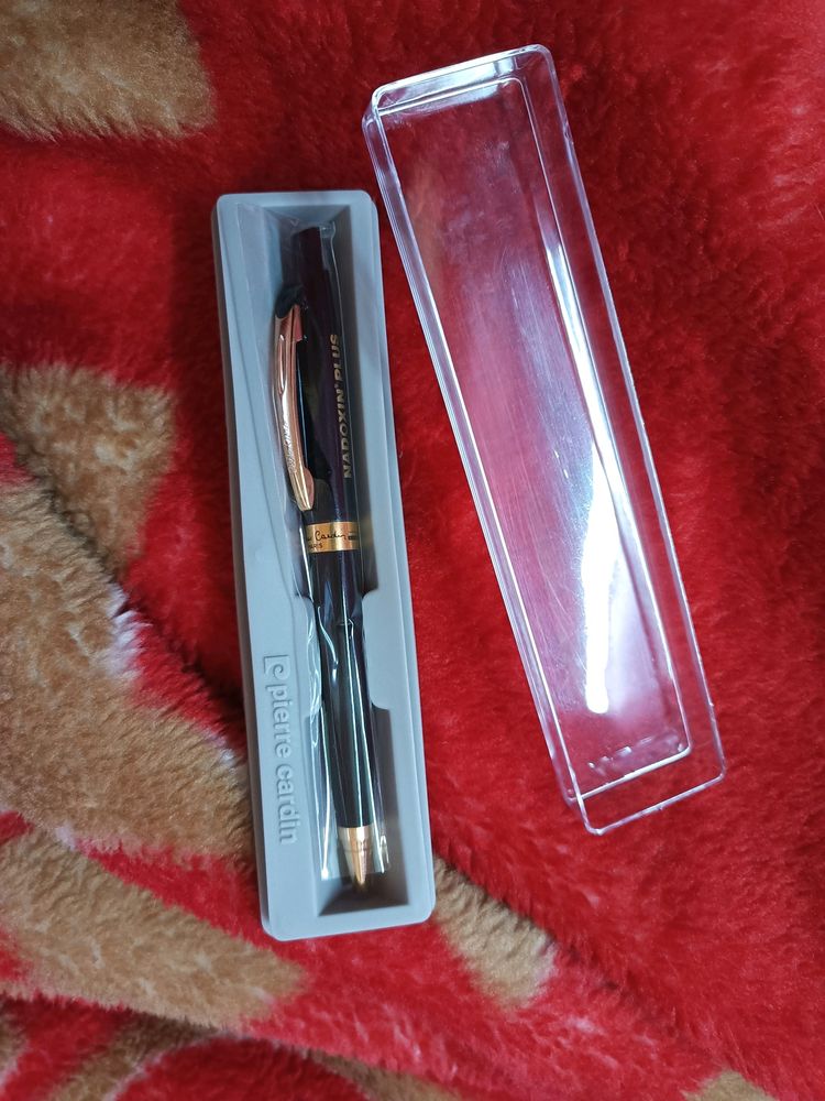 Gadgets > Office Supplies & Stationery | P Royal Black And Golden ...