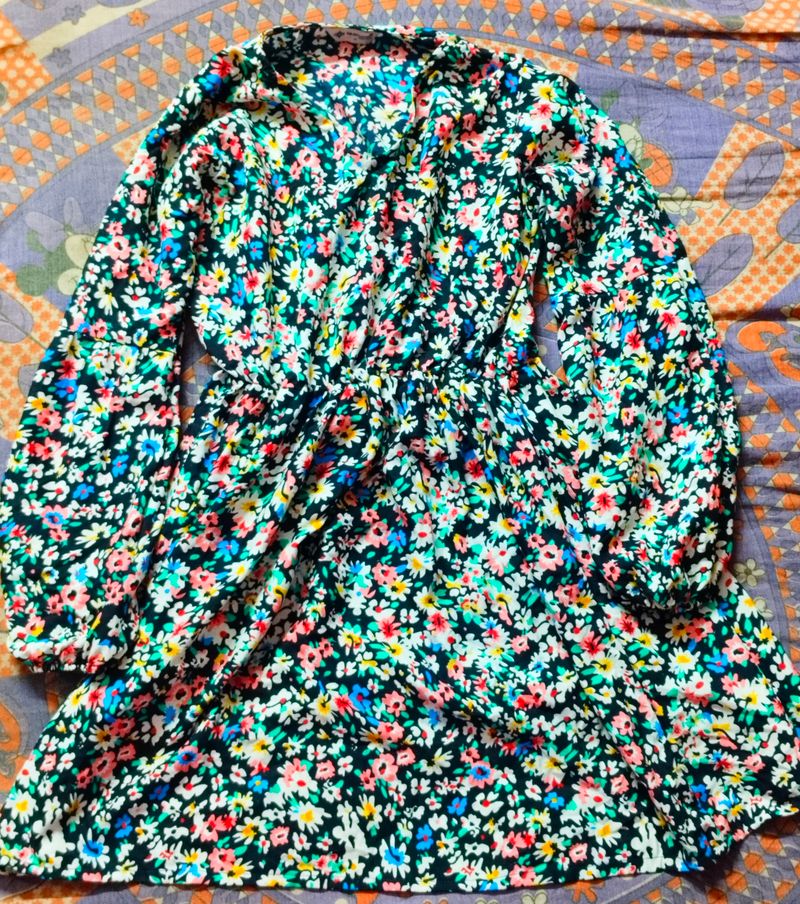 Women > Dresses | Full Sleeve One Piece , Used Only Once | Freeup