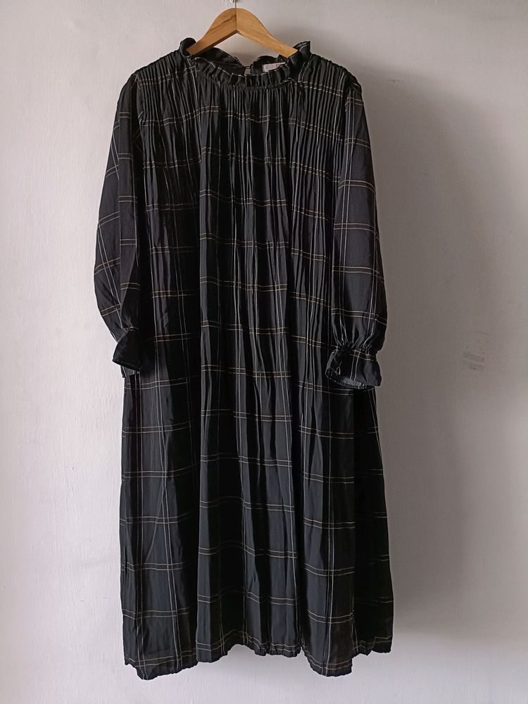 Women > Dresses | Pleated Checked Dress | Freeup